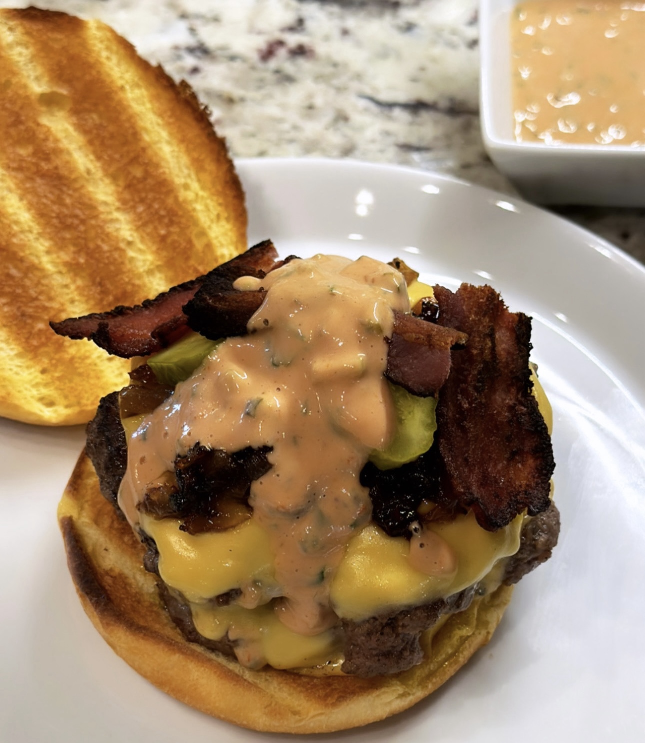 Patty Melt Smashburger – extra guac