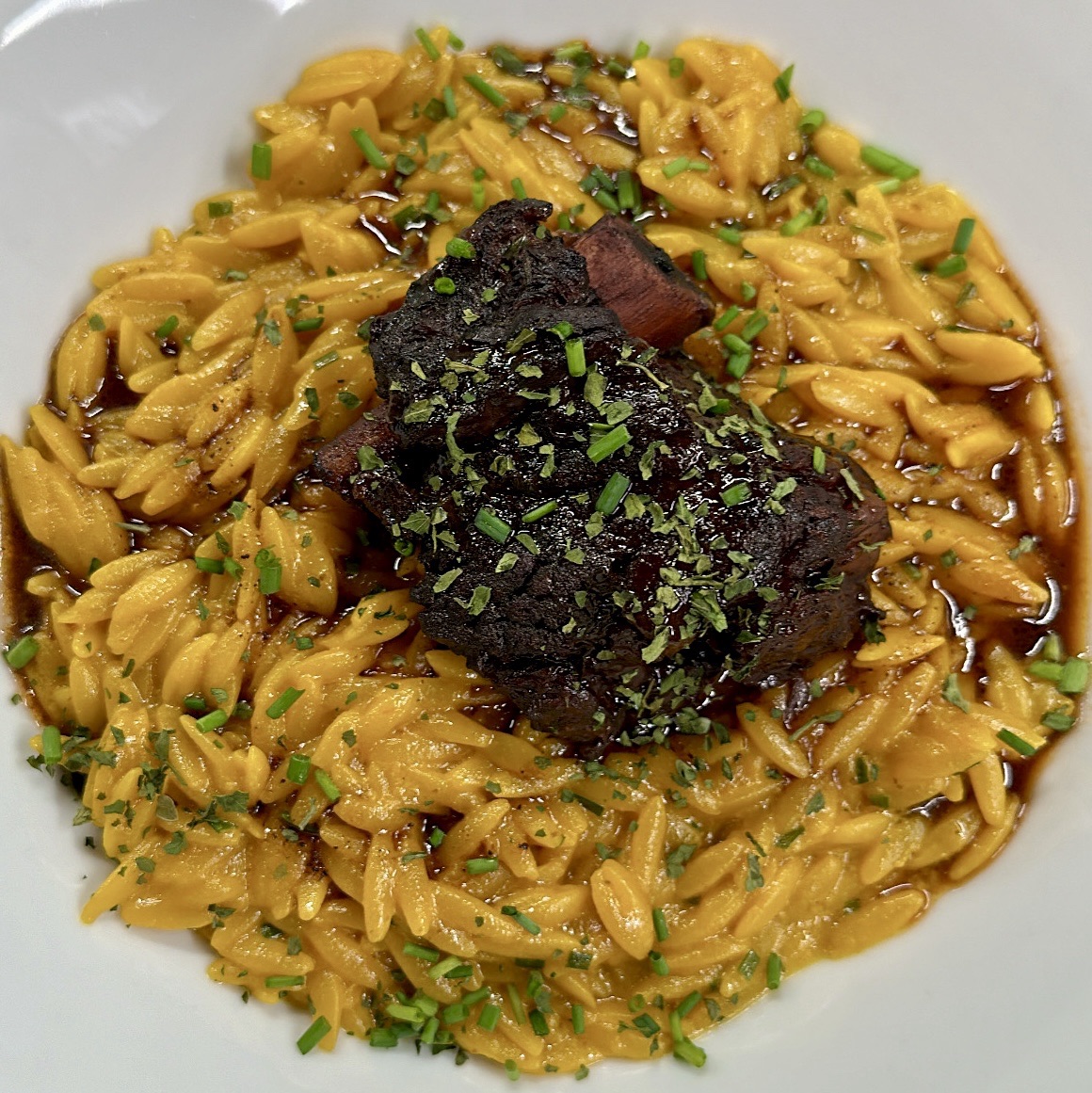 Slow-Cooked Braised Short Ribs & Saffron Orzo – extra guac